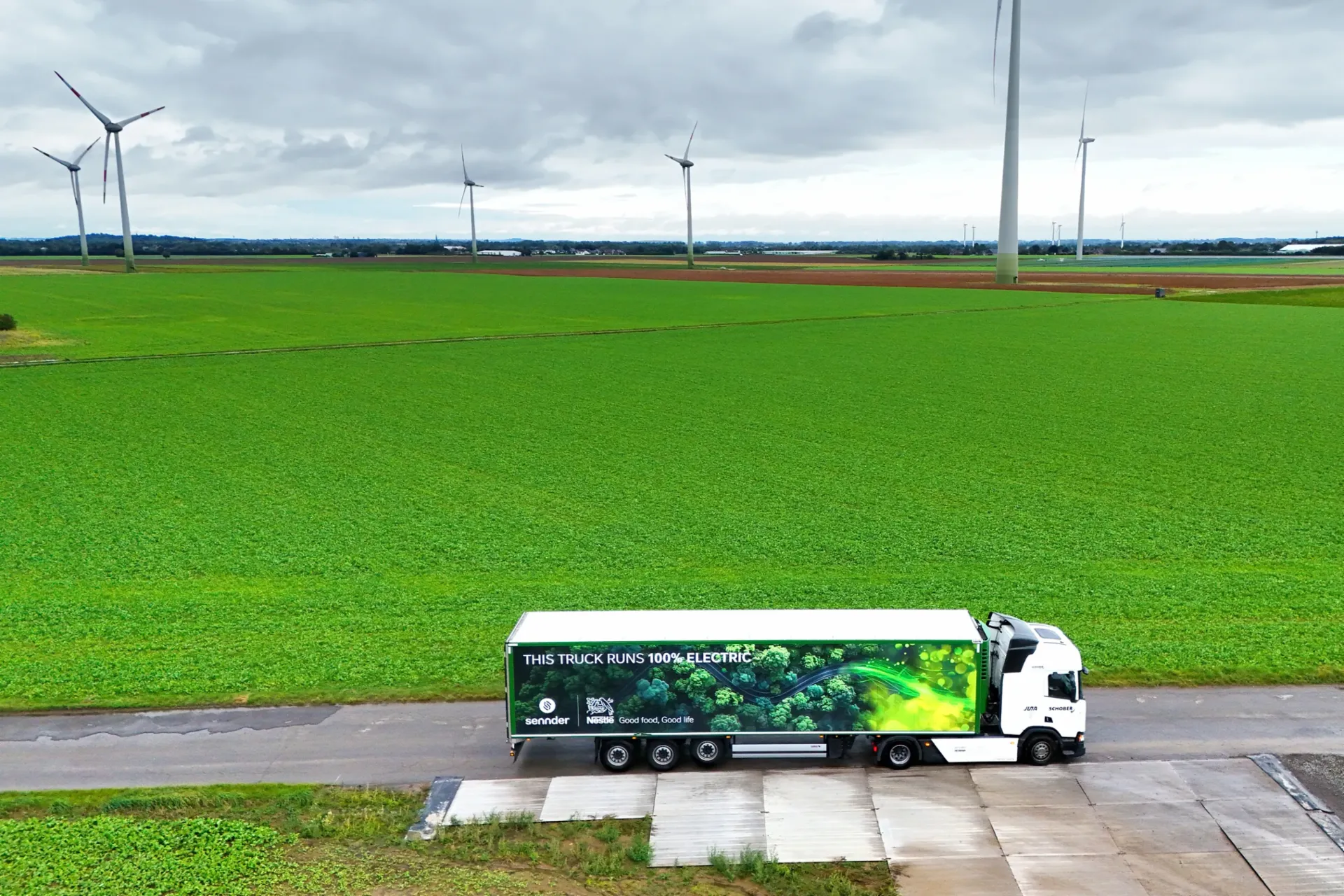 JUNA: Skalierbarer eMobilität im Güterverker | TRATON